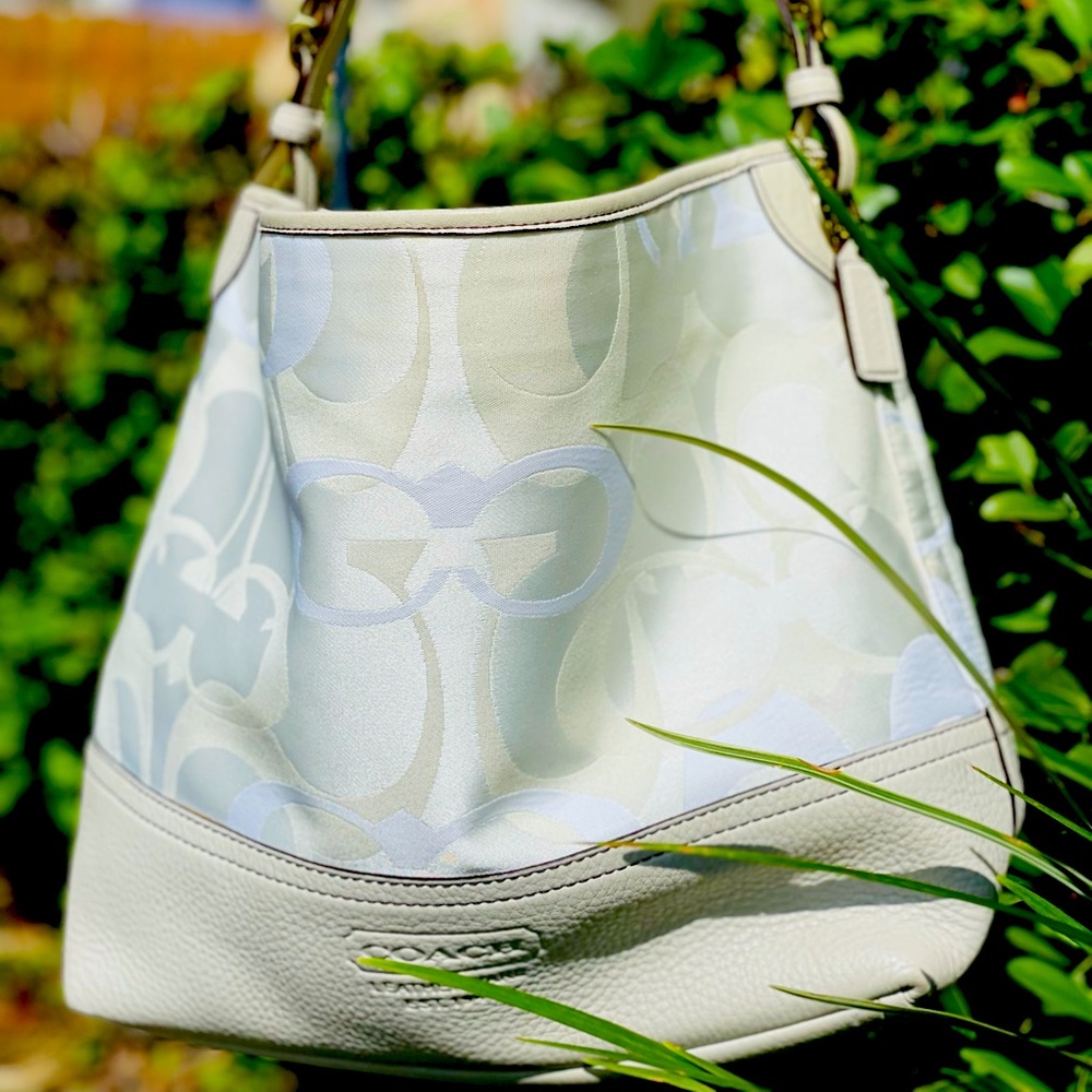 Authentic Vintage Classic Coach Cc Monogram Shoulder … - Gem